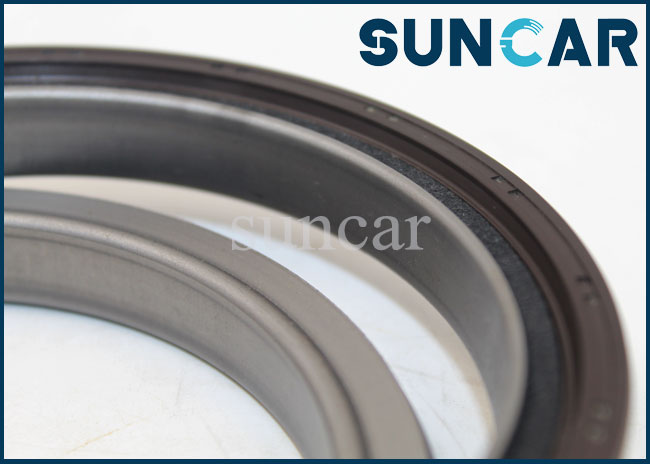 8-97071-561-1 Rear Engine Oil Seal For 4HK1 6HK1 Isuzu Shaft Seal